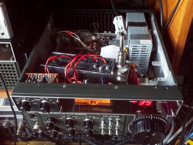 Uniden PC-122 into ICOM IC701 - CB Radio | Citizens Band Radio